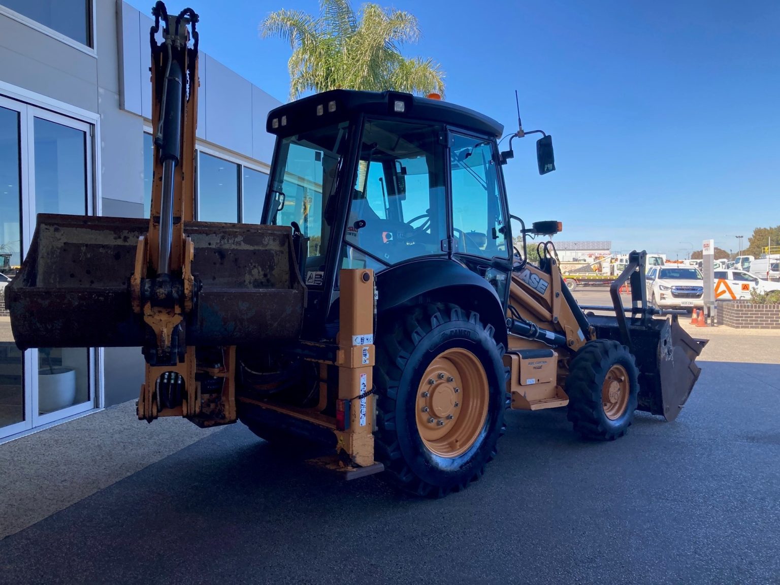 2016 CASE 580ST Loader – Northeast Tractors & Machinery